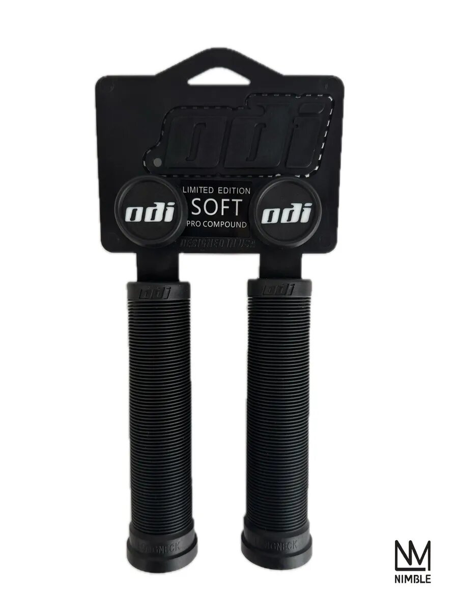 Грипсы черные для велосипеда и трюкового самоката ODI Soft Longneck 135 мм