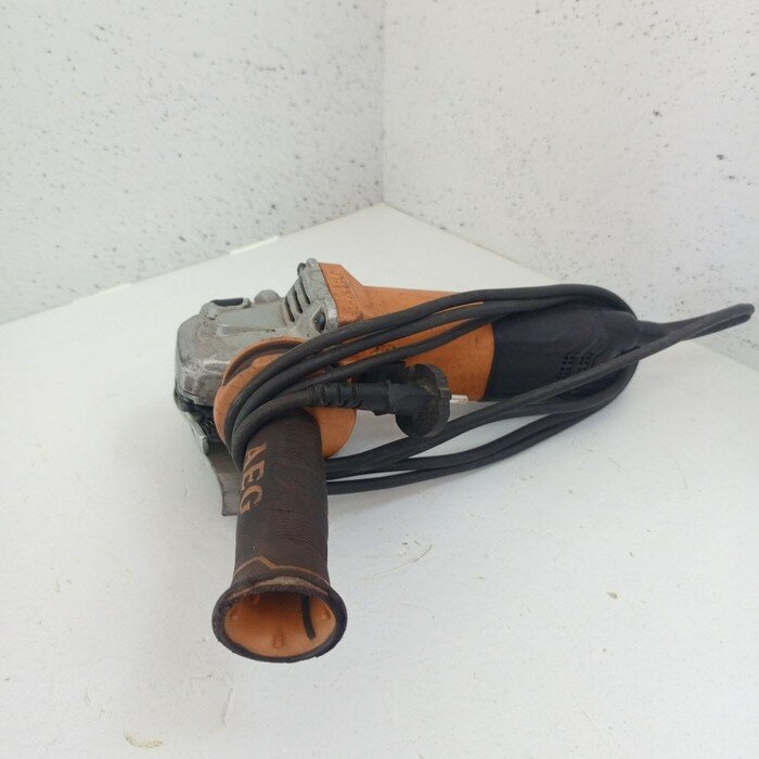 Болгарка AEG WS 13-125 XE