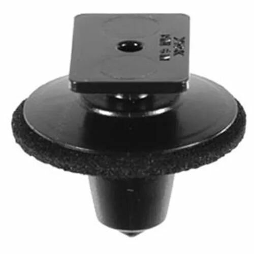 Клипса крепежная