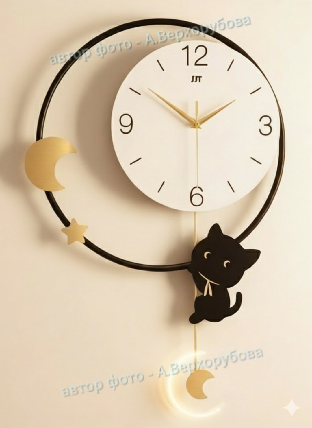 Настенные часы с маятником "Лунный Кот". Большой размер (диаметр 45см), бесшумные, кварцевые.
