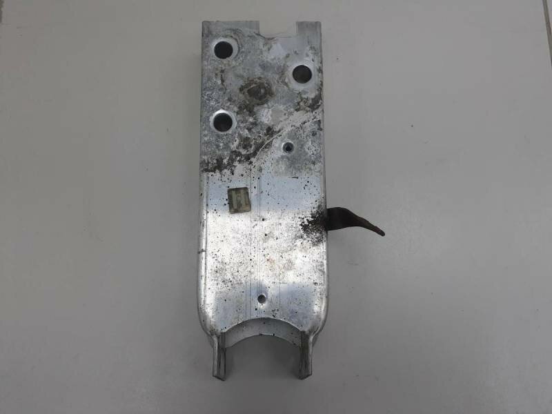 Кронштейн усилителя переднего бампера BMW X3 F25 2010-2017