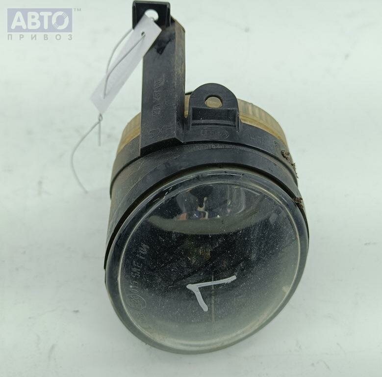 Фара противотуманная левая Volkswagen Caddy (2004-2010)