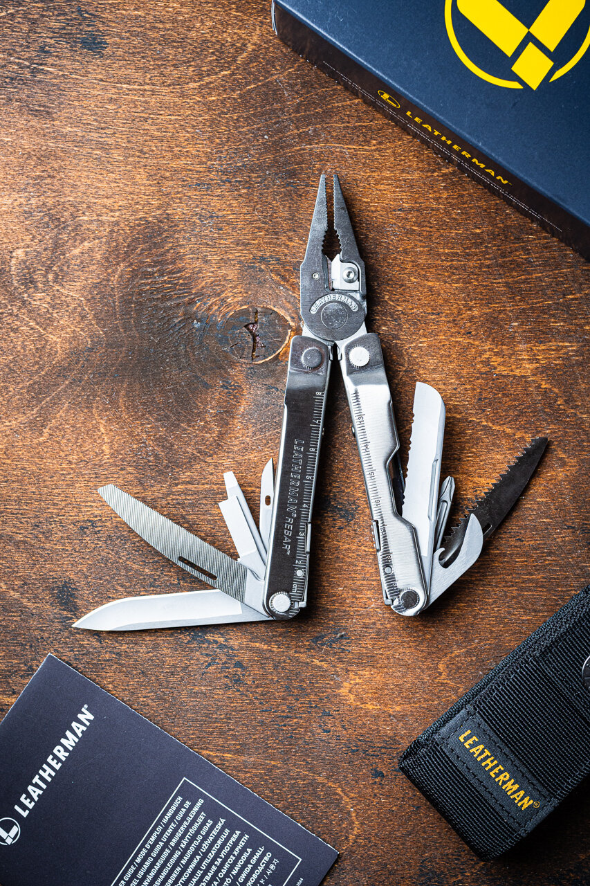 Мультитул LEATHERMAN Rebar с чехлом на кнопке, серебристый, 831557