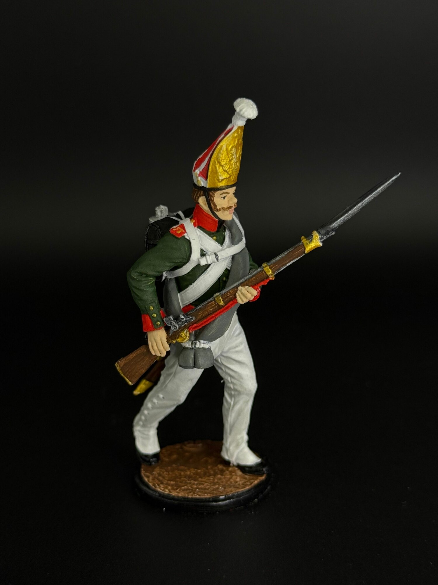 Коллекционный оловянный солдатик Гренадер Павловского гренадерского полка. Россия, 1811-13 гг. 6 см масштаб 1:32 ручная роспись