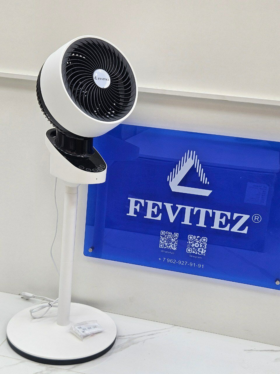 Циркуляционный вентилятор Fevitez FZ-H10R, с пультом дистанционного управления