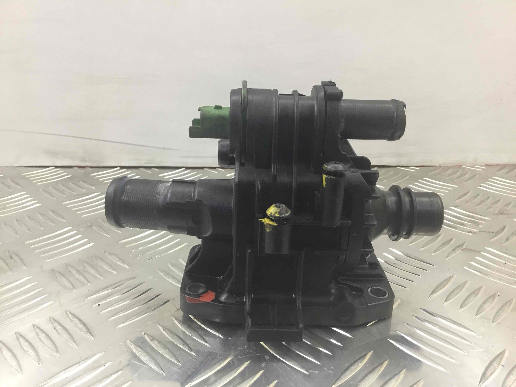 Б/У Корпус термостата Citroen Berlingo 1 поколение [рестайлинг] (2002-2008) 2006 г.