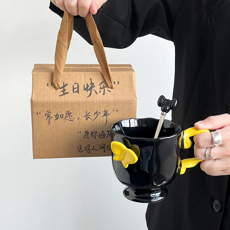 Кружка в стиле ретро с бабочкой, художественная кружка, высококачественная керамическая кружка для офиса, идеально подходит для кофе, завтрака и овсянки.