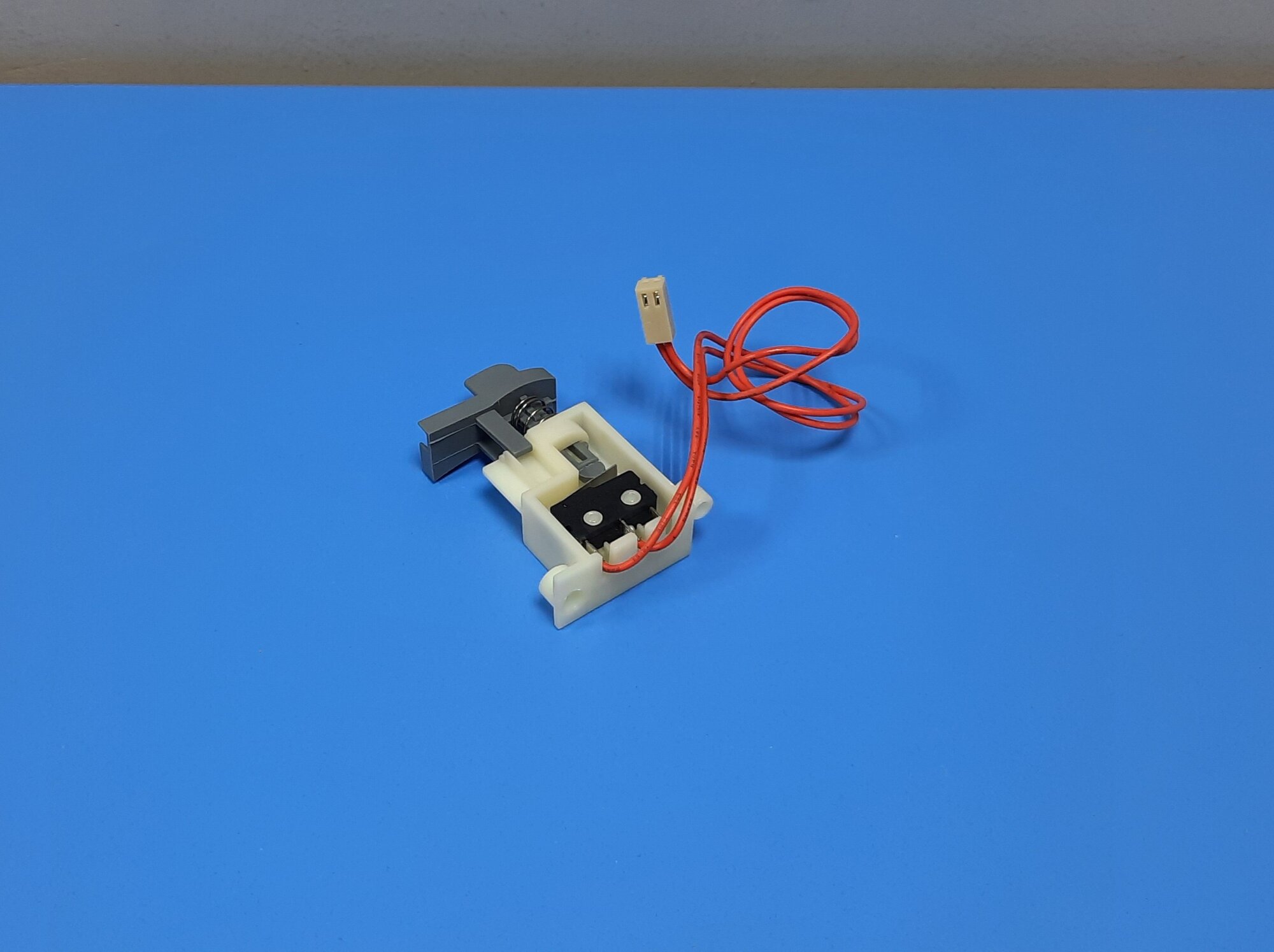 Микропереключатель кухонного комбайна Kenwood KM 287 (KW 706680)