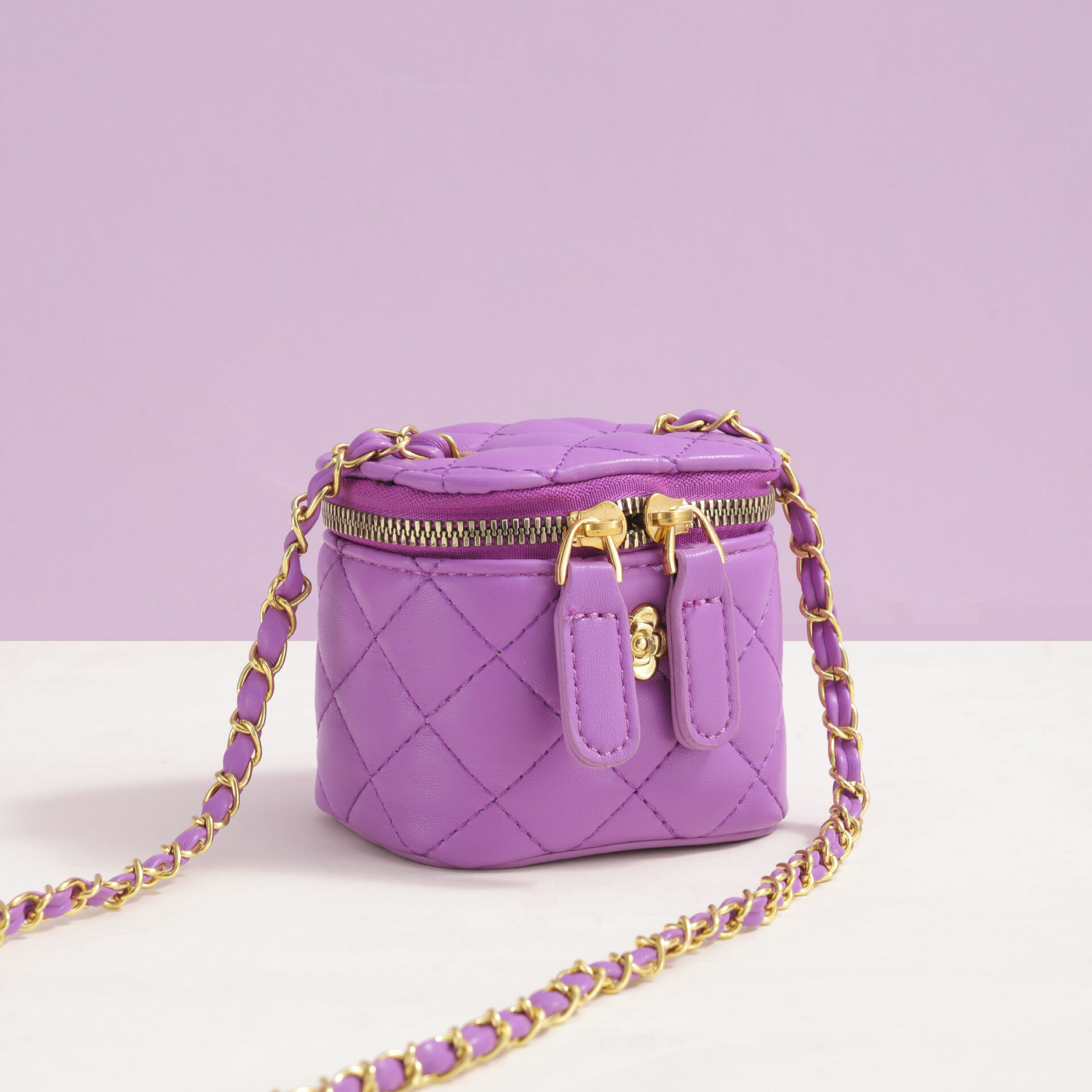 Маленькая сумка в стиле Chanel с цепочкой, модная высококачественная летняя мини-сумка, кожаная сумка через плечо, маленькая квадратная сумка