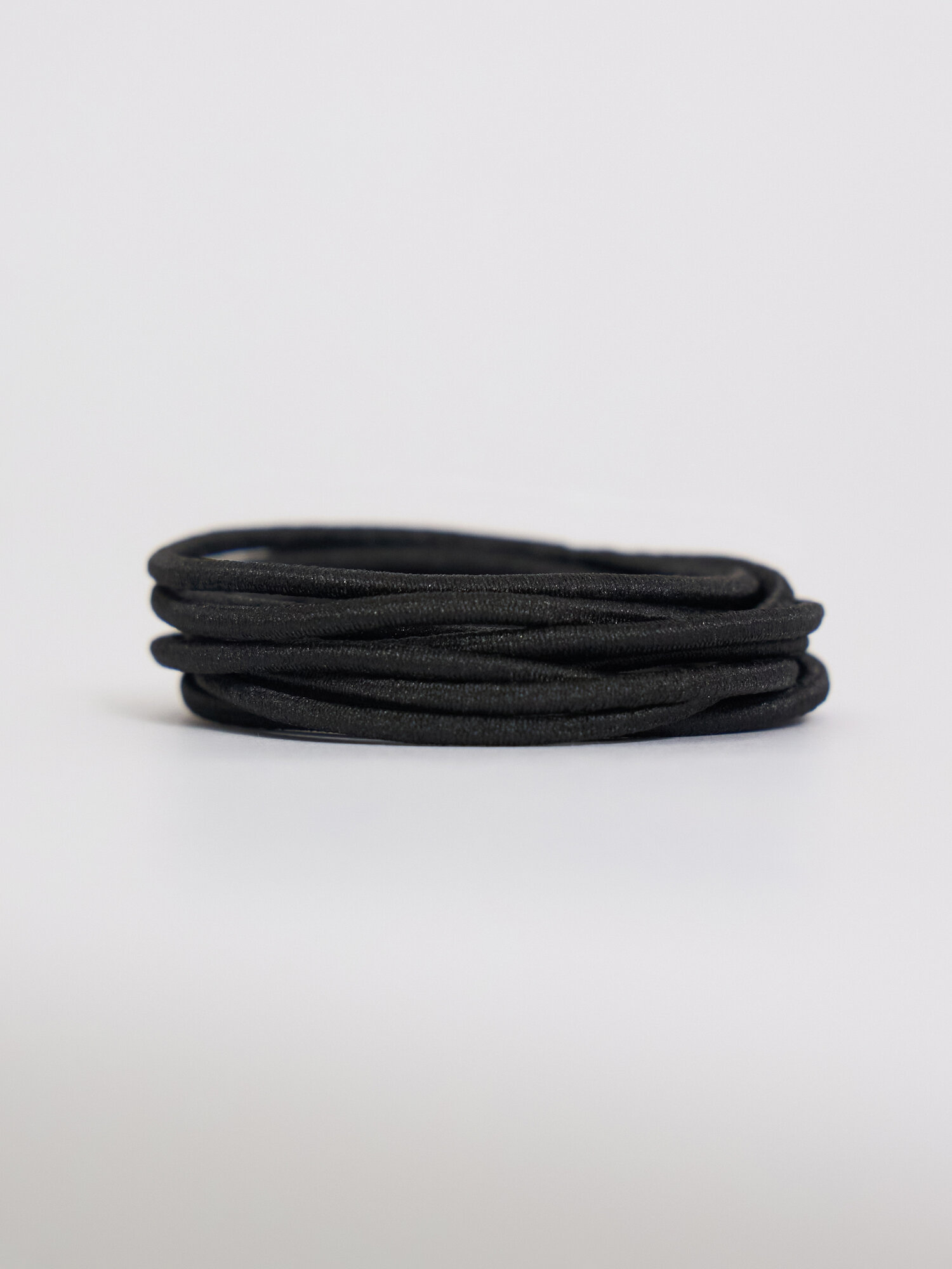 Набор тонких резинок для волос (10 штук), цвет черный