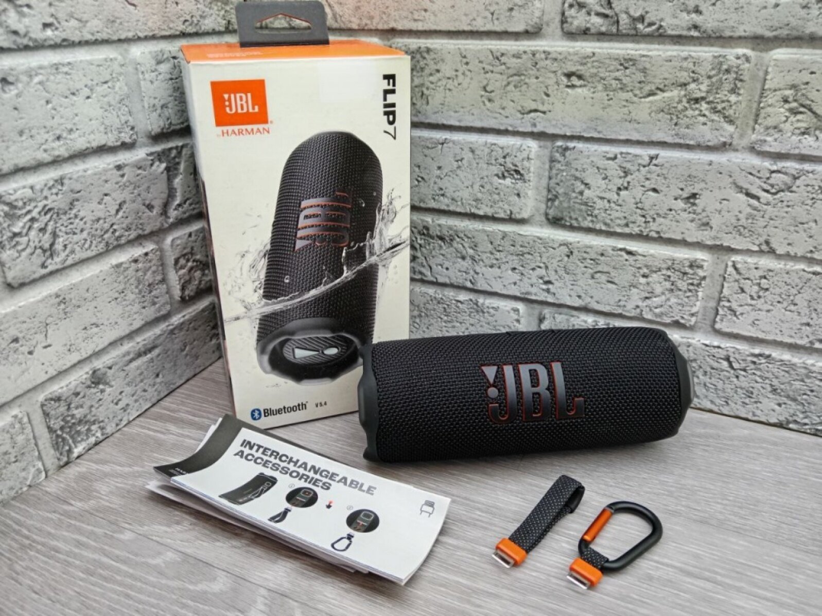 Портативная колонка JBL Flip 7, черный