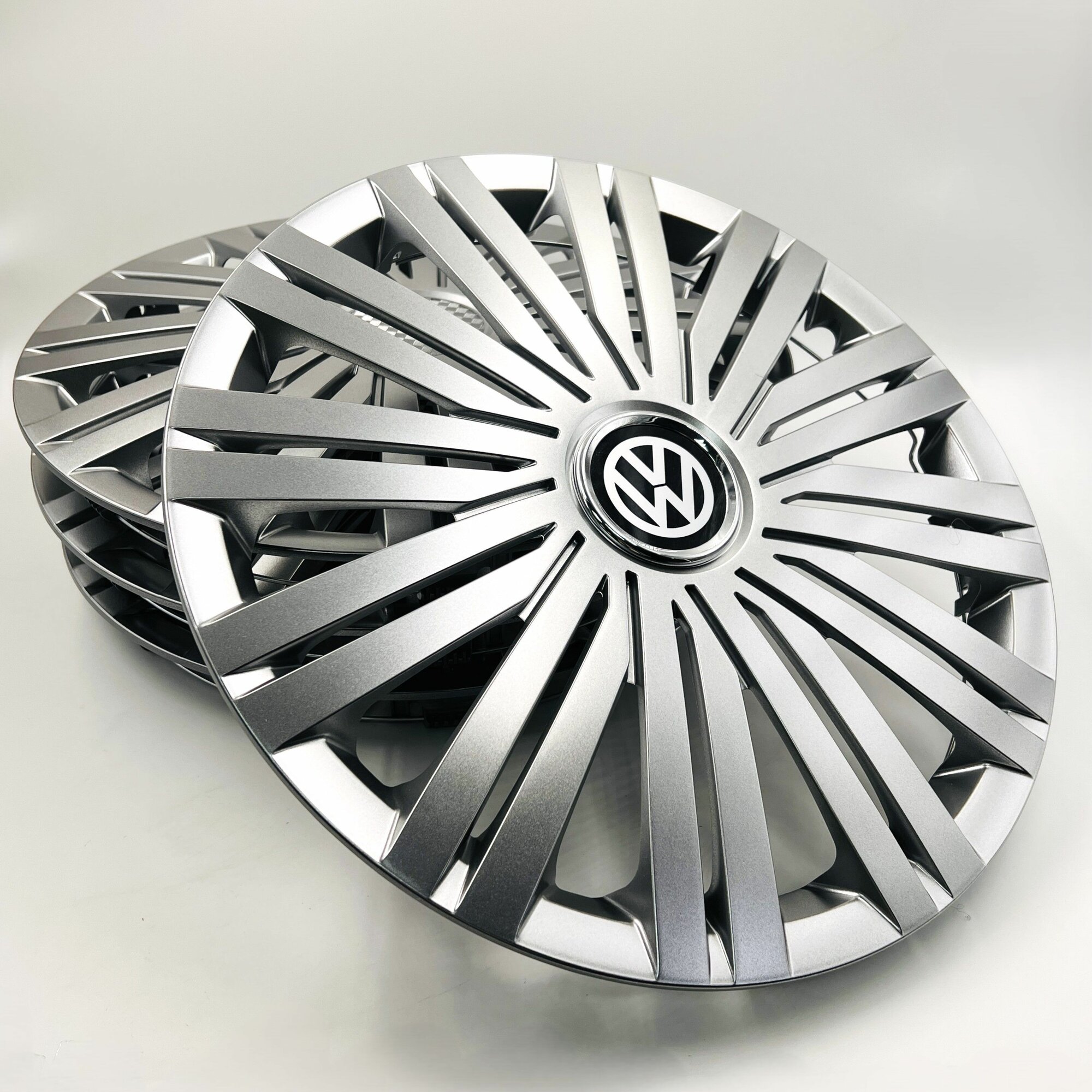 Колпаки на колеса с эмблемой R15 4шт