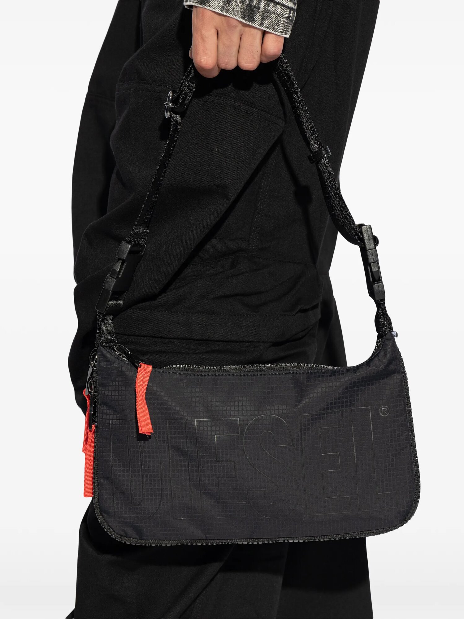 Сумка DIESEL Zip-D, черный — фото 1