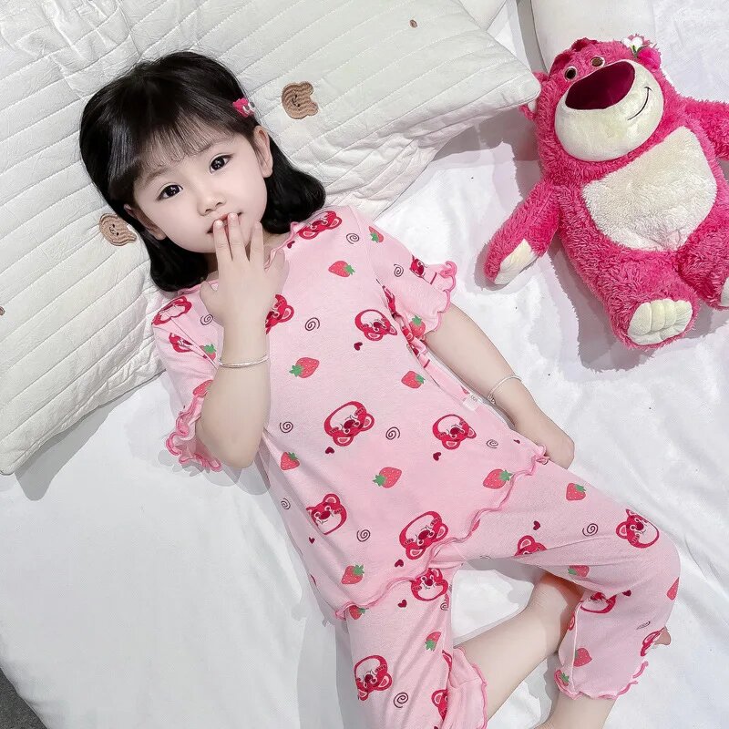 MINISO Детский пижамный комплект Sanrio для девочек из двух частей (2026 год), комплект домашней одежды Hello Kitty, детская одежда Kuromi в стиле мультяшного аниме, Детский размер: сто сорок
