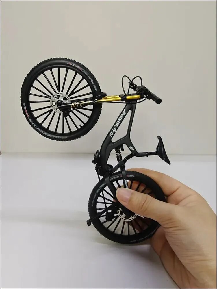 Модельный велосипед из сплава Игрушечные подарки для мальчика (1: 8)