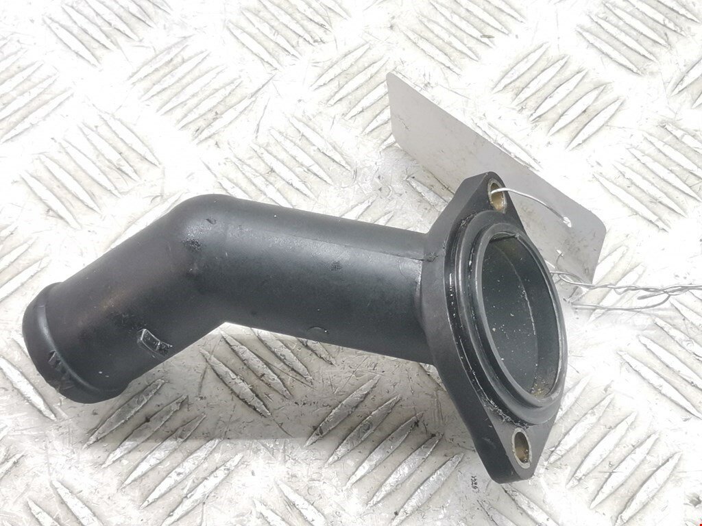 Корпус термостата Volkswagen Sharan 1 06A121121C арт. 1855268