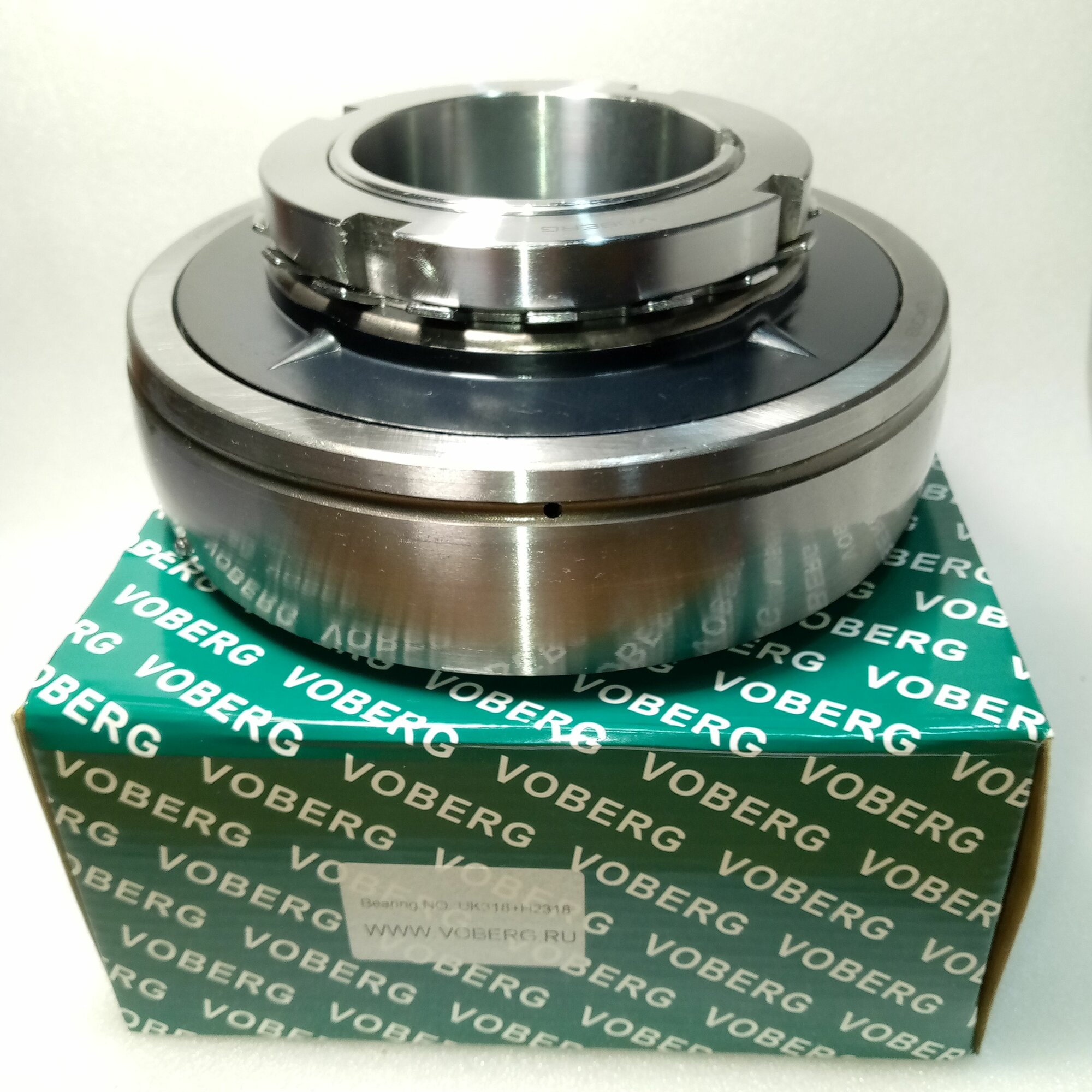 UK318+H2318 Подшипник корпусной на закрепительной втулке VOBERG
