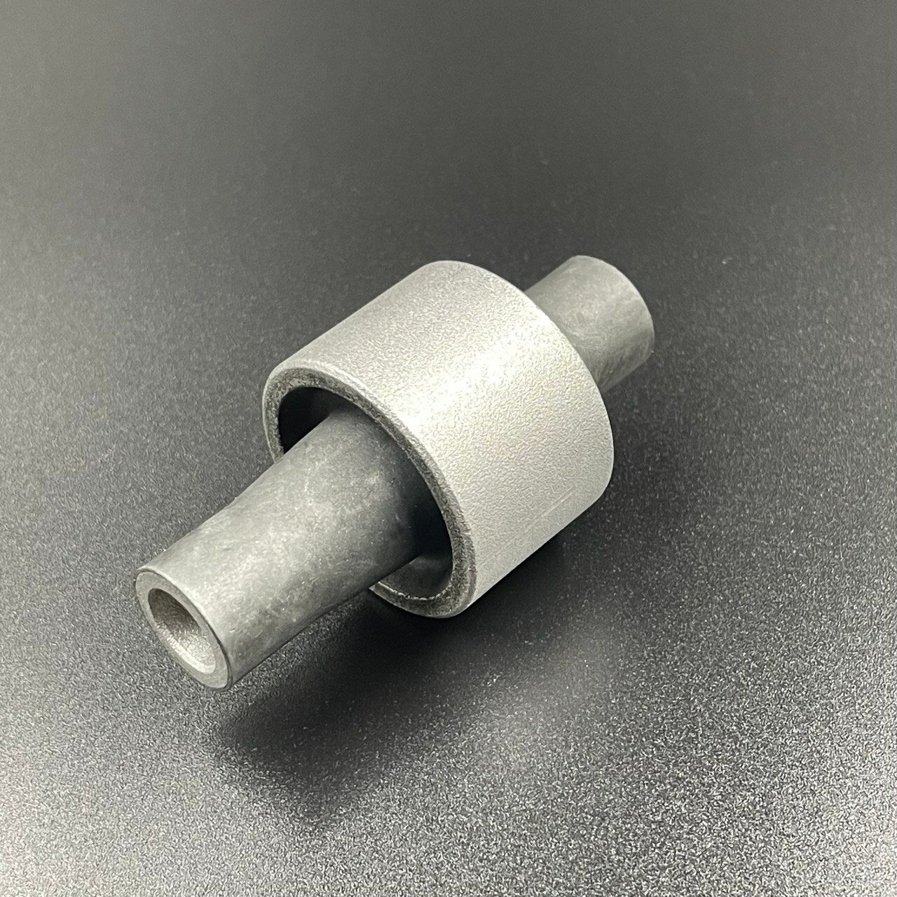 Демпфер опорный резиновый Yamaha 40-55, F40-50 (Верхний) (Omax)