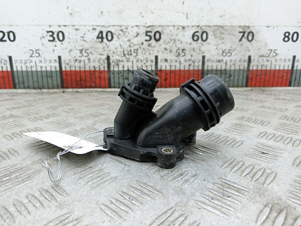 Фланец (штуцер системы охлаждения тройник) BMW 3-Series (E90/E91/E92/E93) 11117800048 арт. 2217785