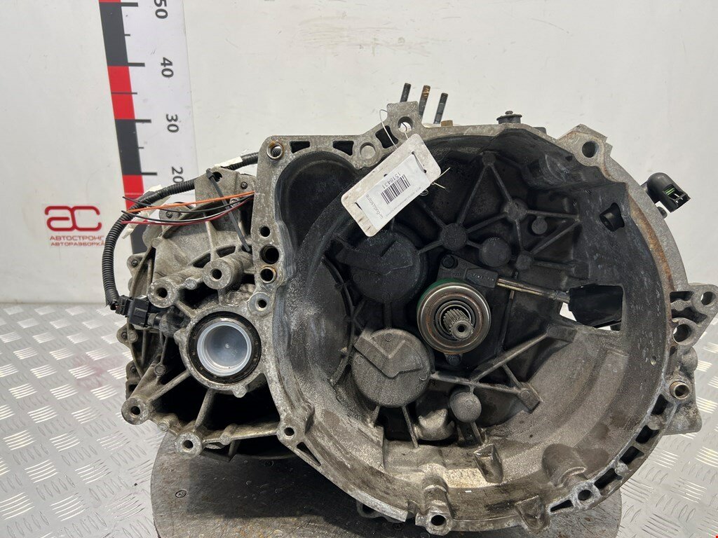 КПП 5ст (механическая коробка) Mitsubishi Carisma MR915425 арт. 1518431