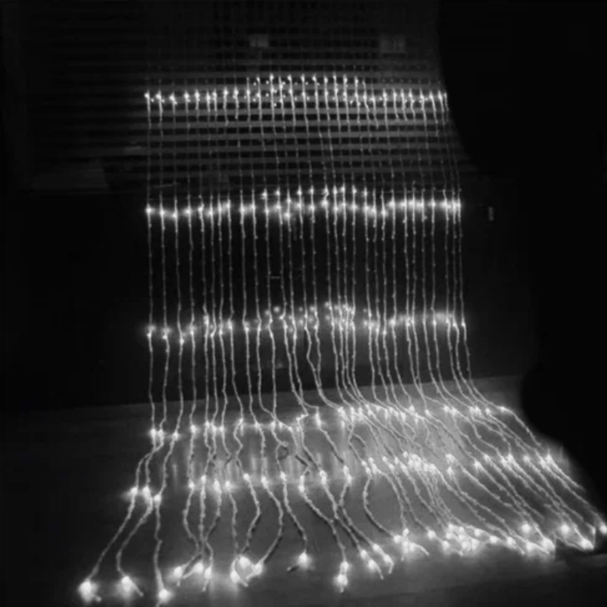 Новогодняя гирлянда светодиодная - Дождь (занавес) "Водопад", 160 LED, белый (1.5 м х 1.5 м), соединяемая