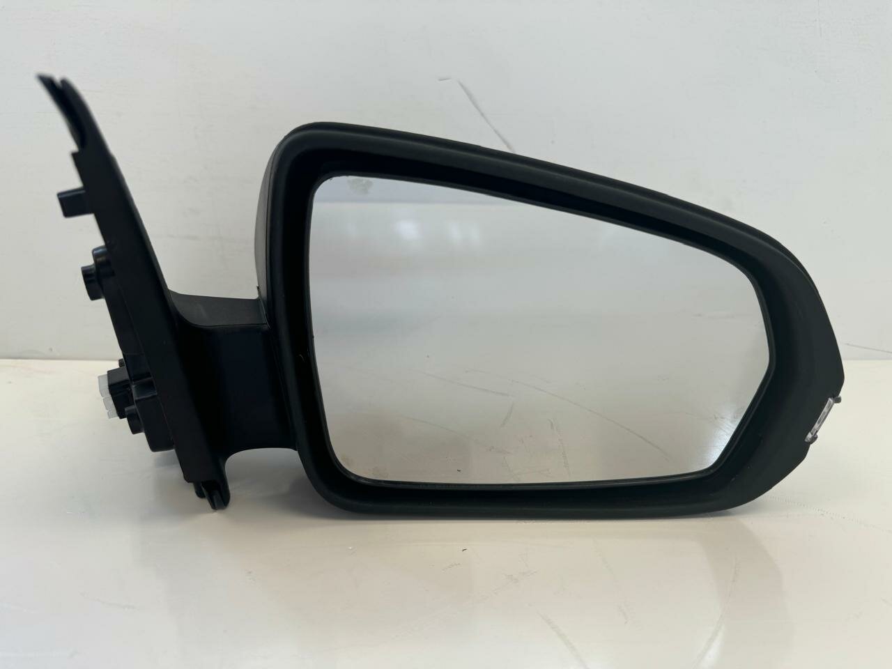 Зеркало боковое LADA Vesta 2180 правое электро, указ. пов, и обогрев ГрРиАл