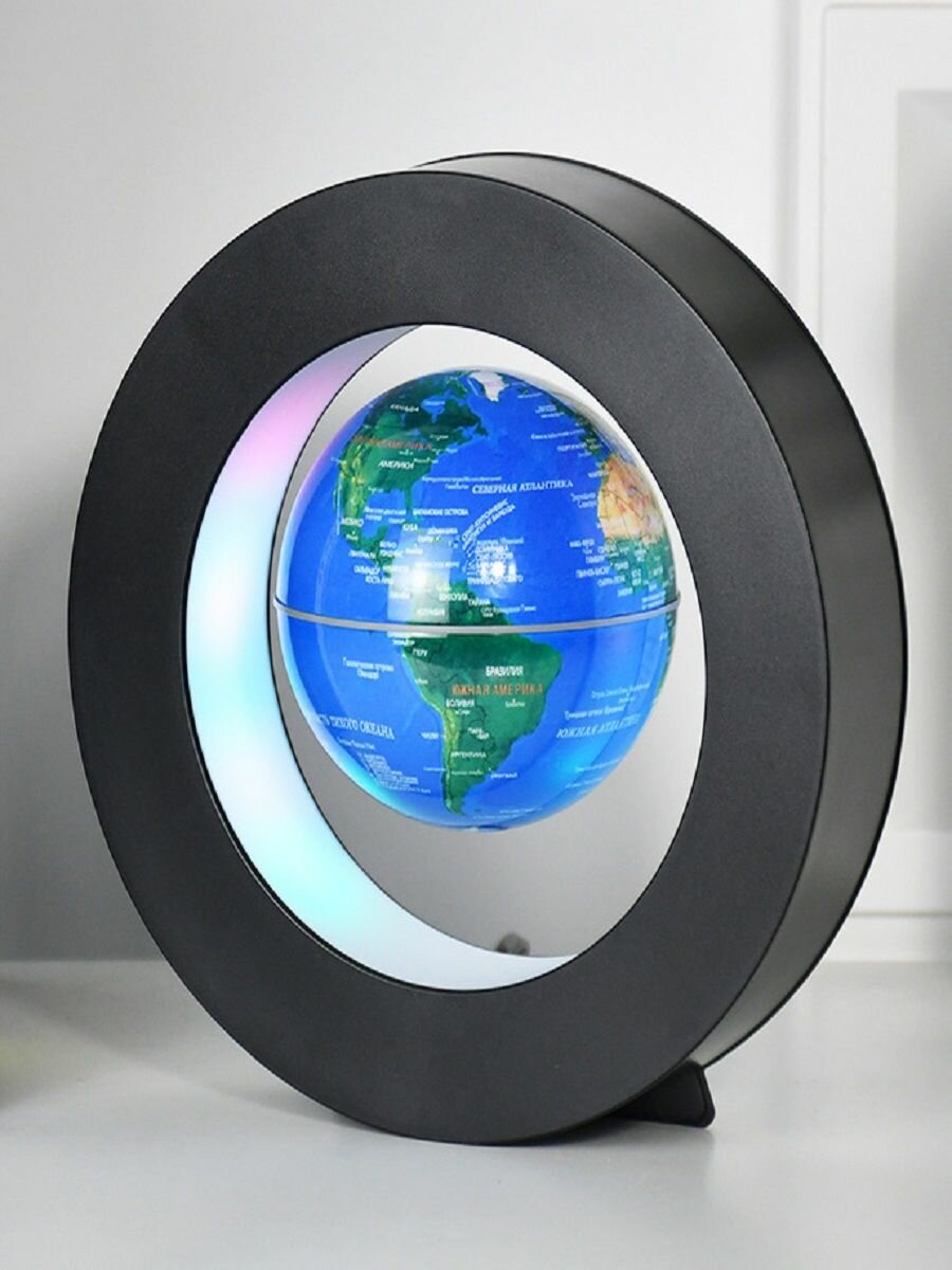 Российский глобус магнитной левитации, украшение светящимся глобусом