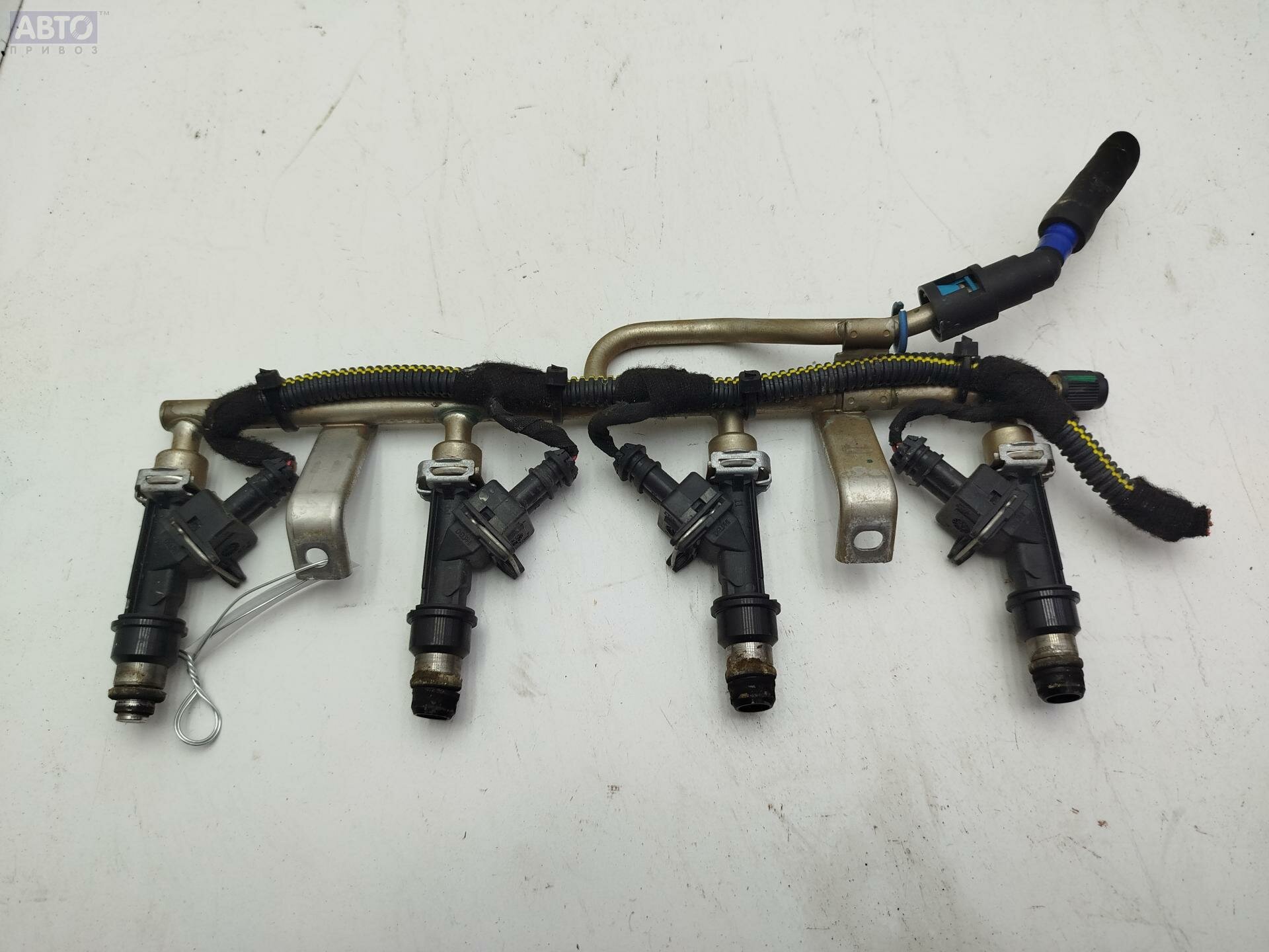 Форсунка топливная (комплект) Opel Astra H (2004-2009)