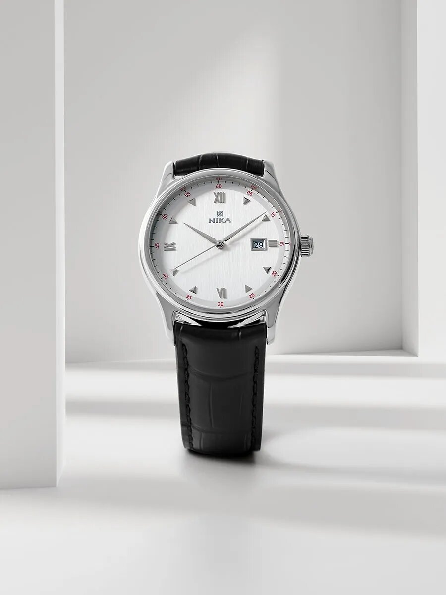 Наручные часы, серебро