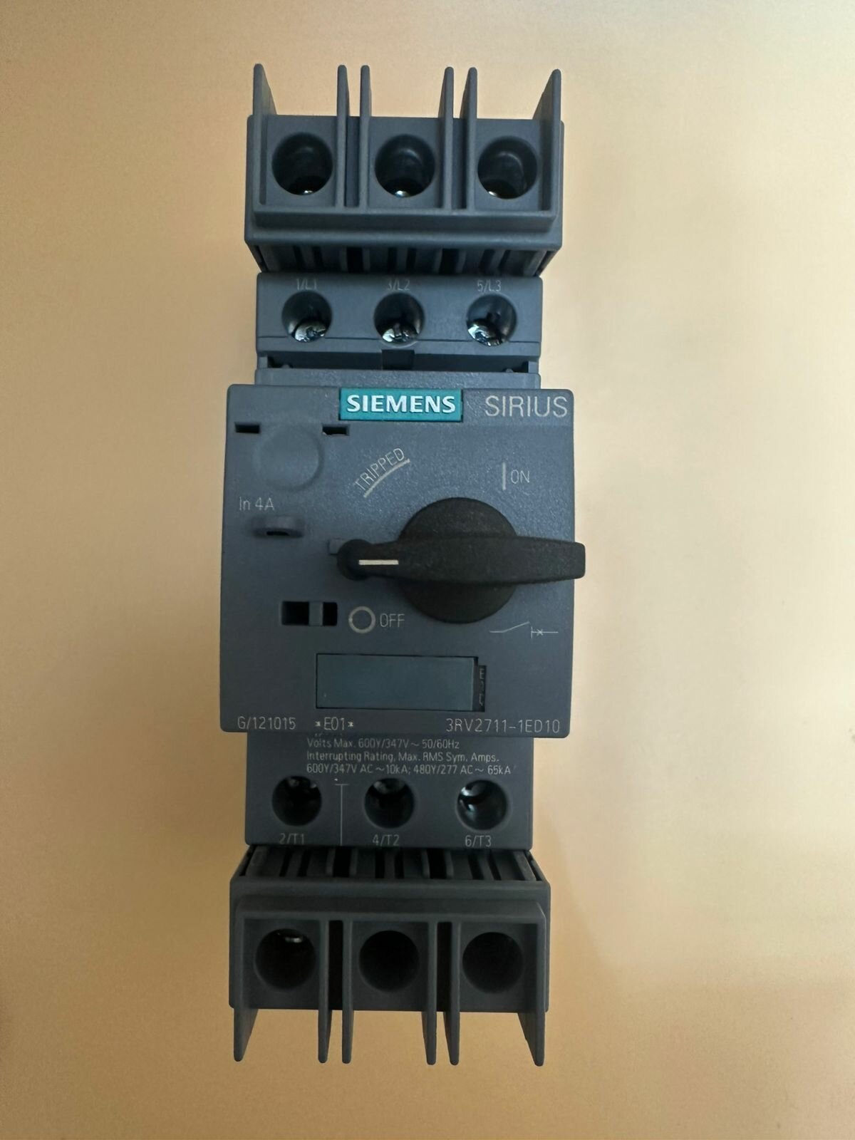 Автоматический выключатель Siemens 4А 3RV2711-1ED10 – 4011209767607