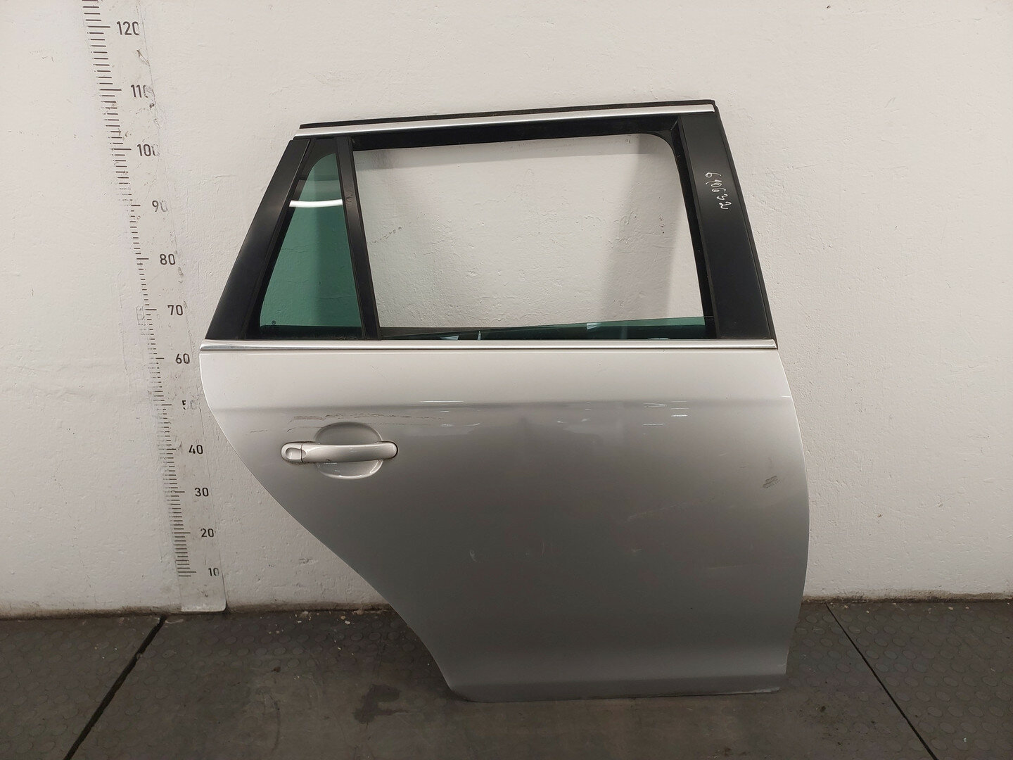 Дверь боковая (легковая) правая задняя Volkswagen Golf 5 Б/У
