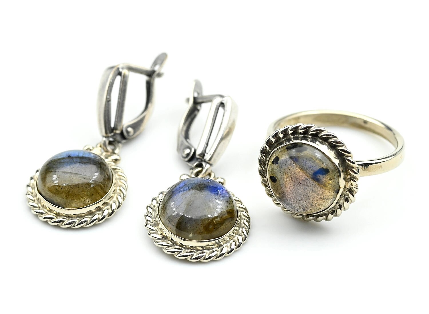 Комплект бижутерии: кольцо, серьги, лабрадорит