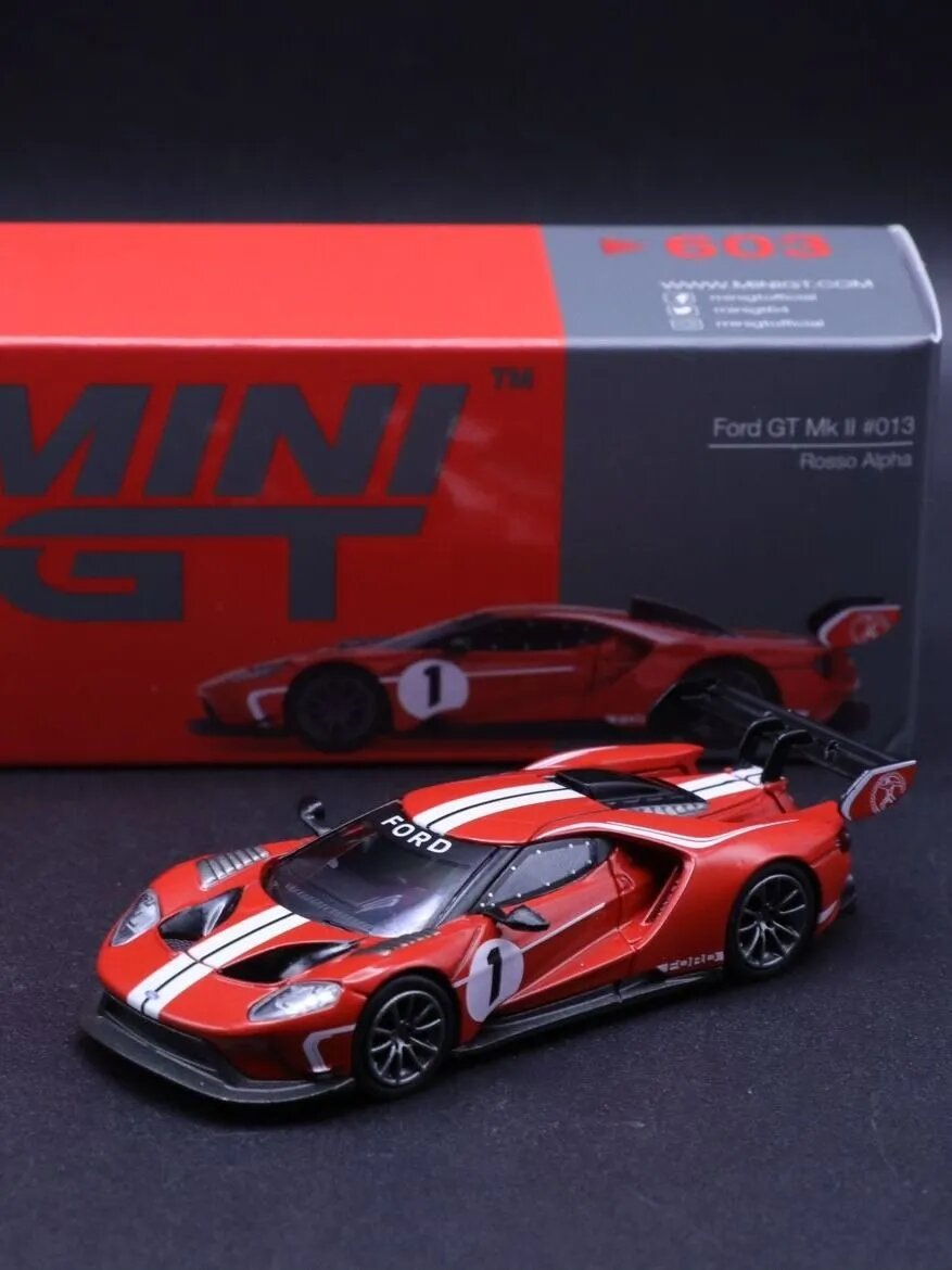Машинка MINI GT 1/64 #603 Ford GT MK II #013 Rosso Alpha red Die-cast Alloy Car Model Collection Gift