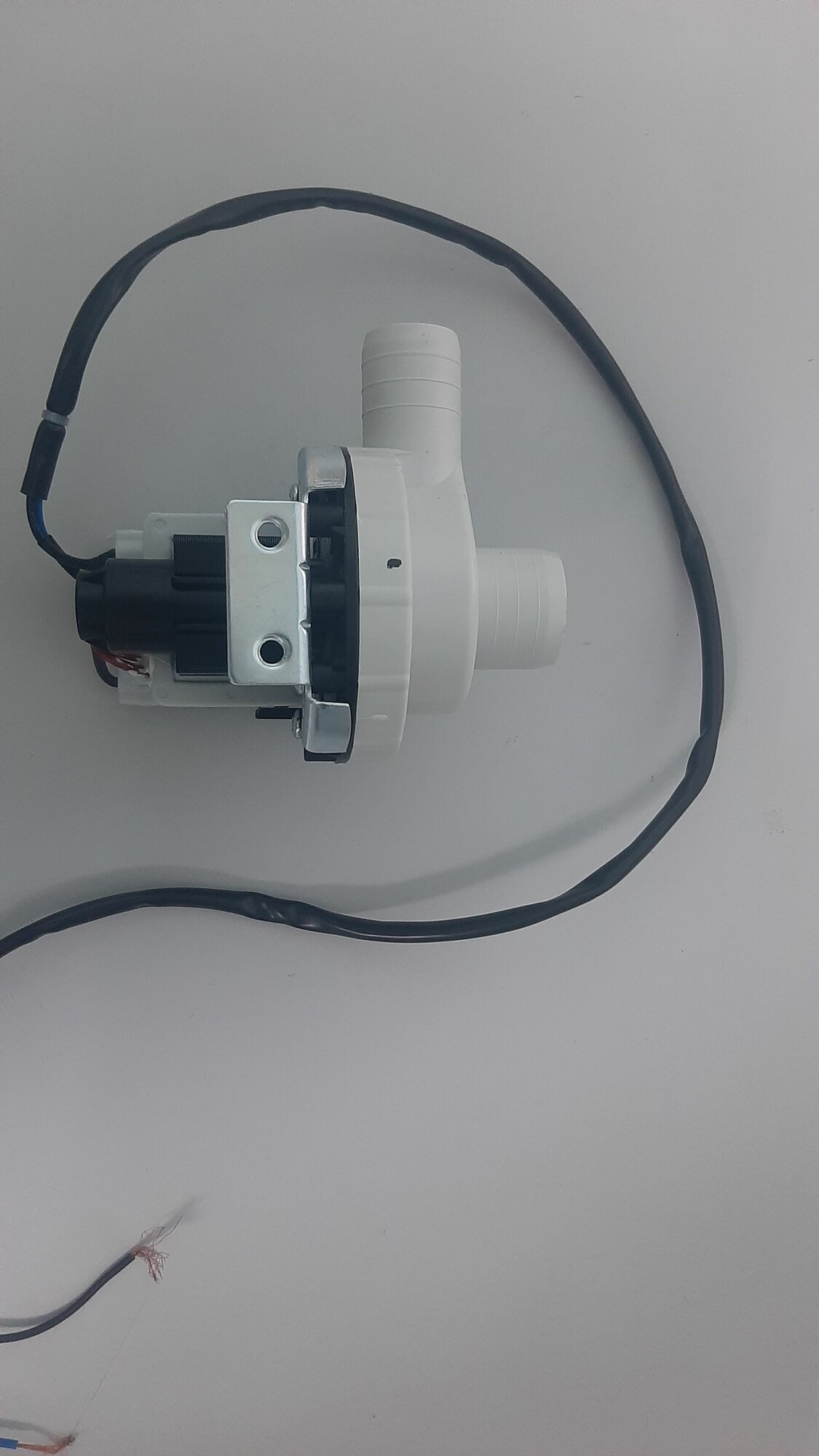 Насос (помпа) (28мм 22мм) для стиральной машины RENOVA, Славда, Willmark, Optima, Bravo