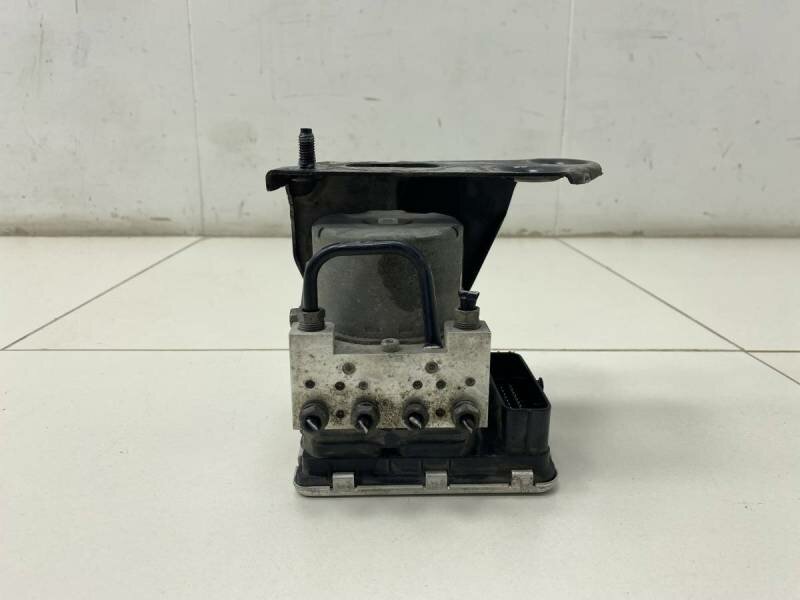 Блок ABS насос Volkswagen Multivan T6 2015 - 2019