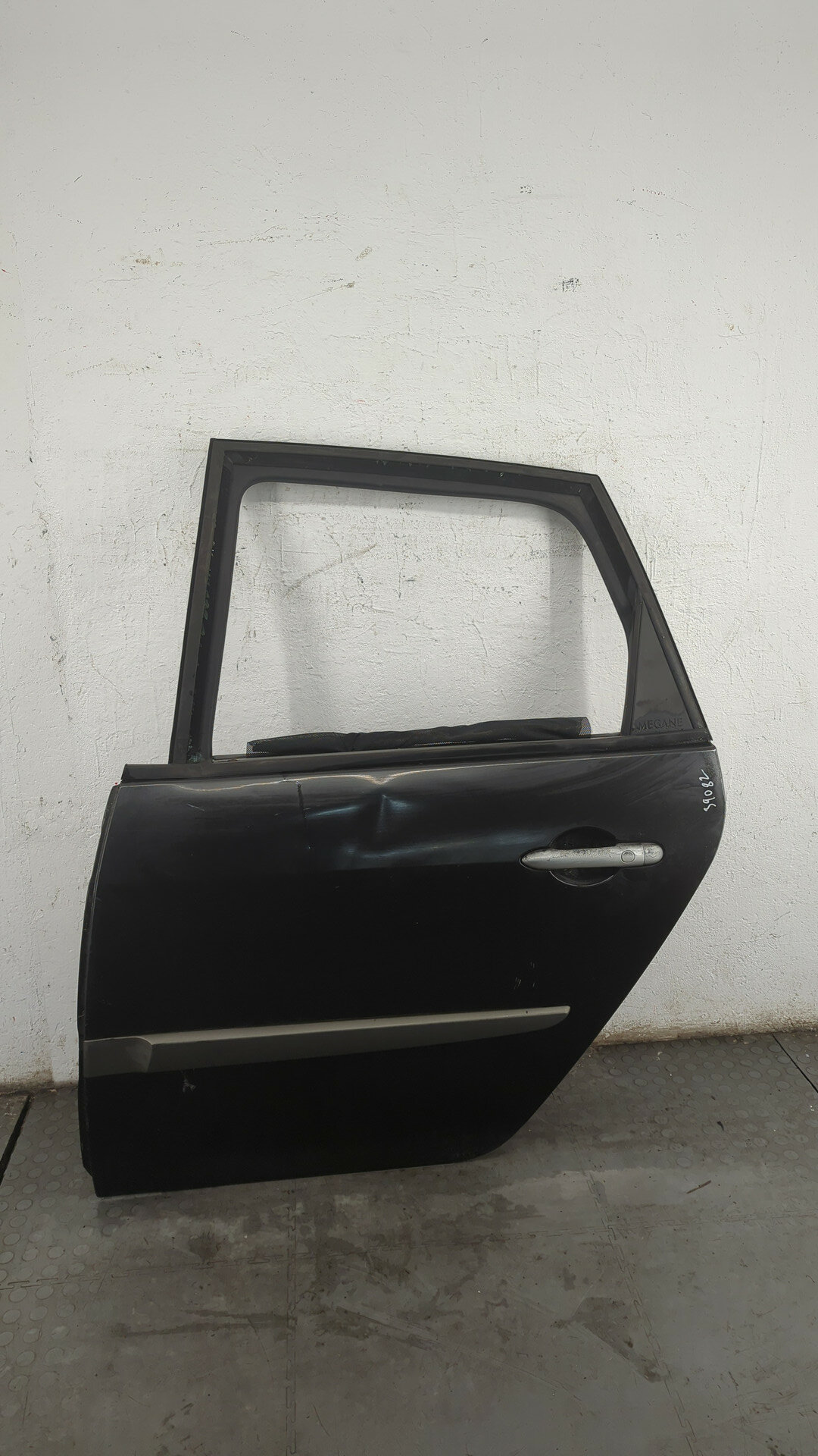 Дверь боковая (легковая) левая задняя Renault Scenic Б/У