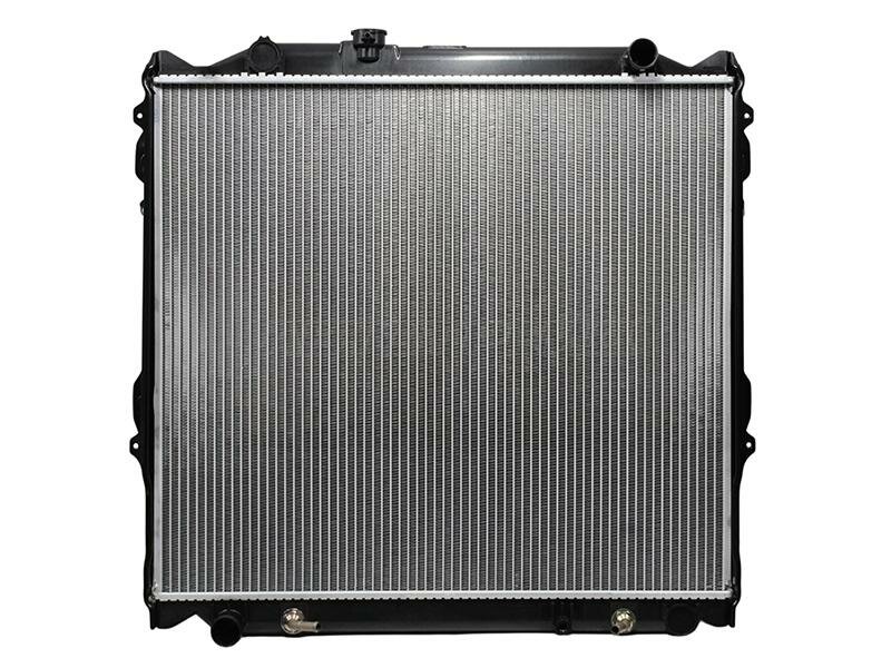 Радиатор SAT TY0008-J95 Toyota Land Cruiser Prado J90 96-02 / 4Runner 95-02