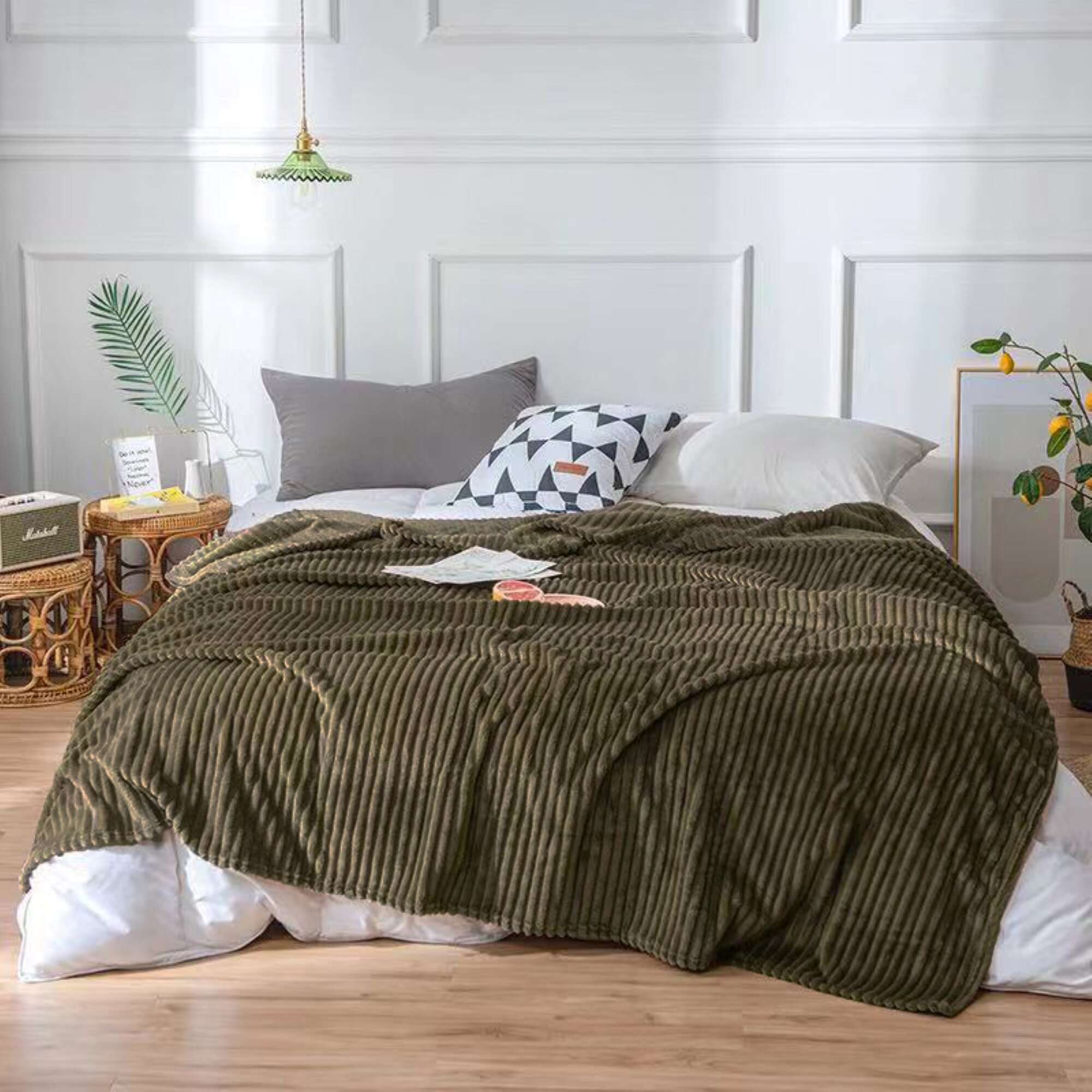 Плед плюшевый полутороспальный, 150x200 см, материал фланель