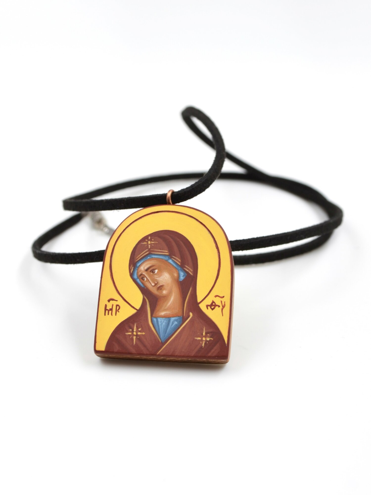 Икона рукописная "Богородица", в авто, нательная, дерево, 3,5х3 см