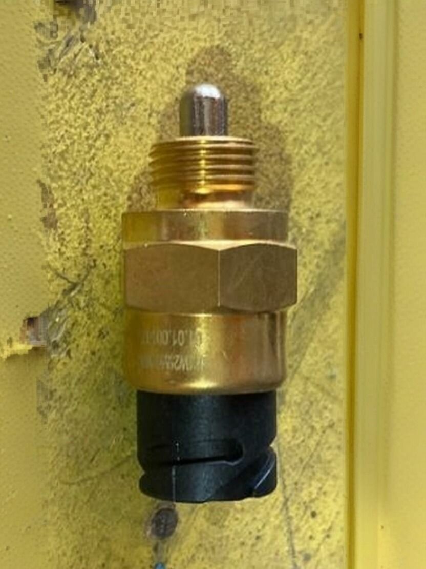 Датчик блокировки HOWO T5G от HOWO Арт. 811325503-0244