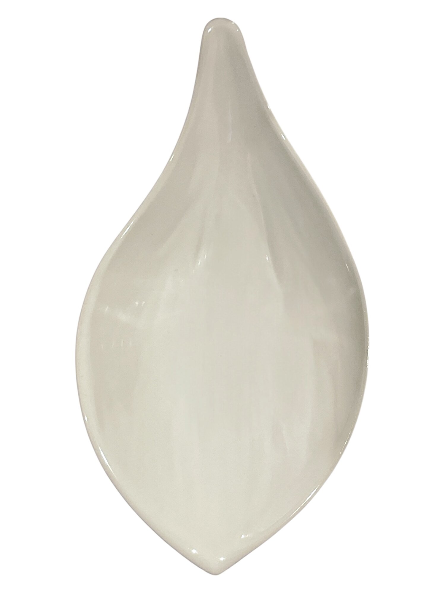 Тарелка ручной работы Лепесток лотоса VELES «Звезда Элендиля», фарфор