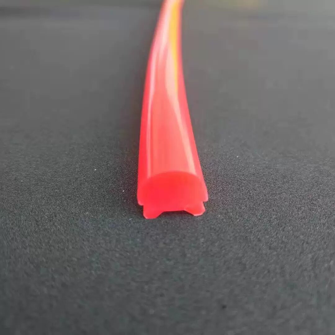 Гибкая неоновая светодиодная лента, красный цвет, ширина канала 6 мм, длина 1 метр для рекламных вывесок