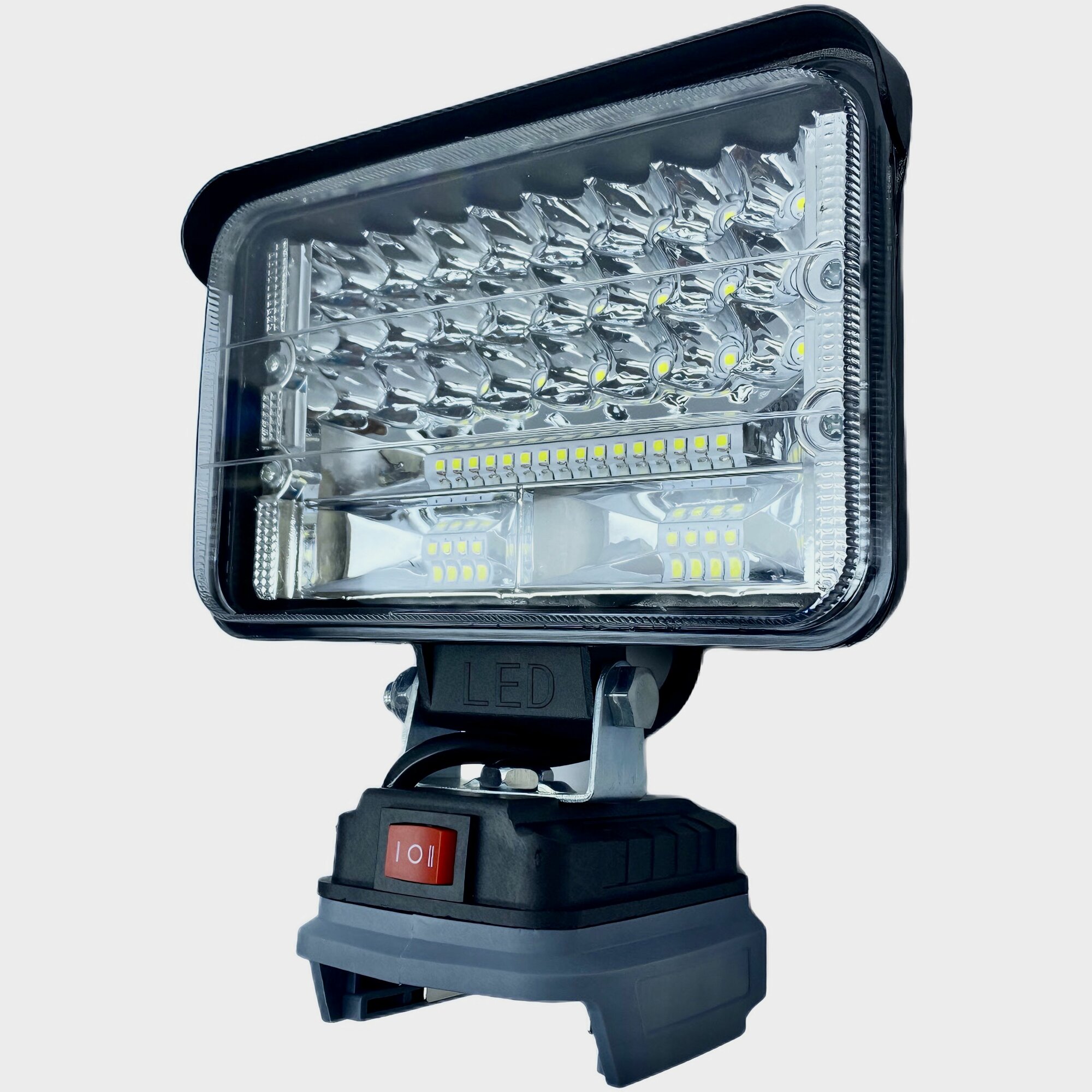 Фонарь-прожектор светодиодный аккумуляторный ProfiPower 18В, без АКБ и ЗУ (MKDEB-18V) Световой поток,30 Лм.