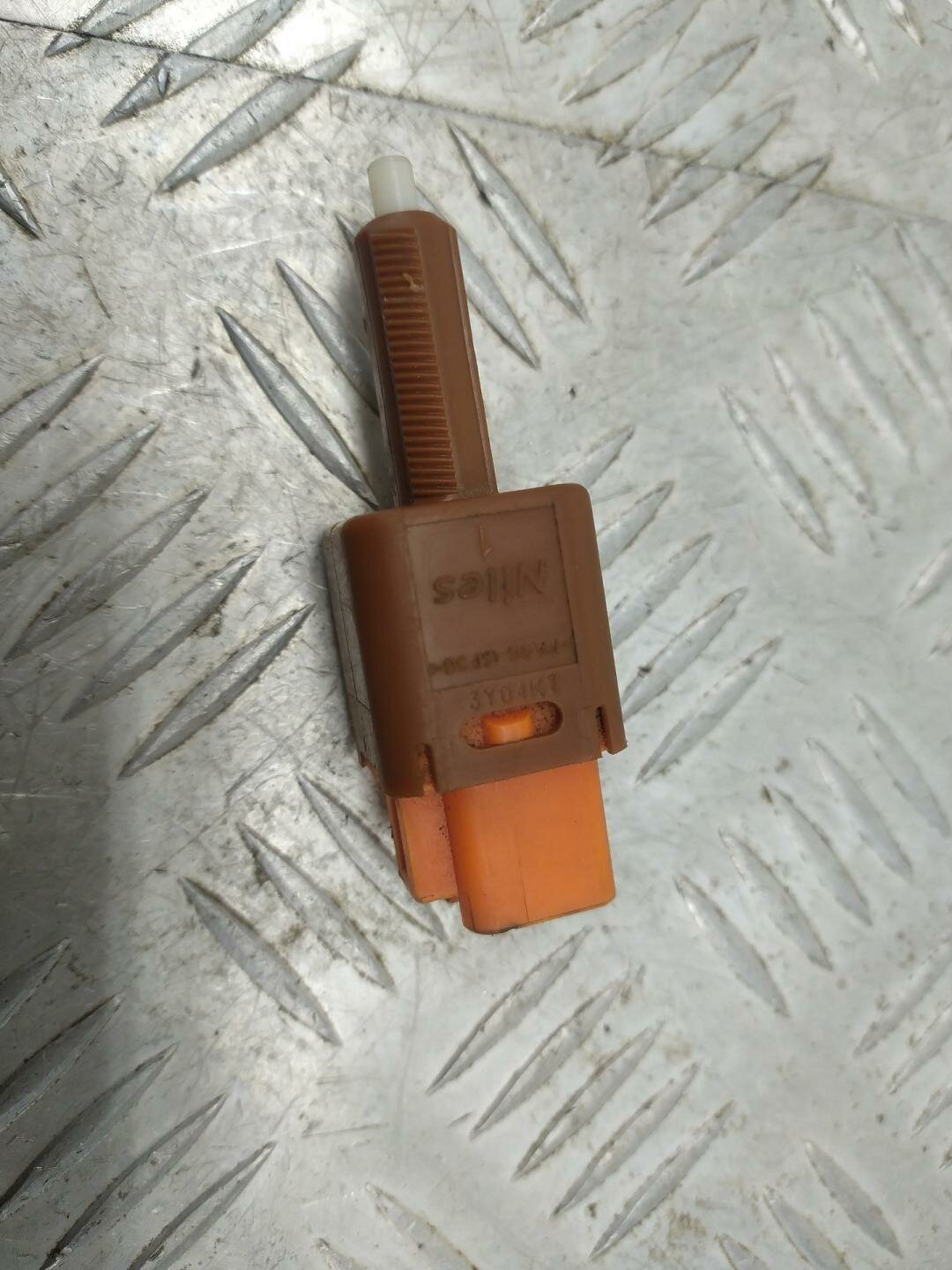 Датчик педали тормоза (лягушка) Nissan Qashqai J10 рест. (2010 - 2013)