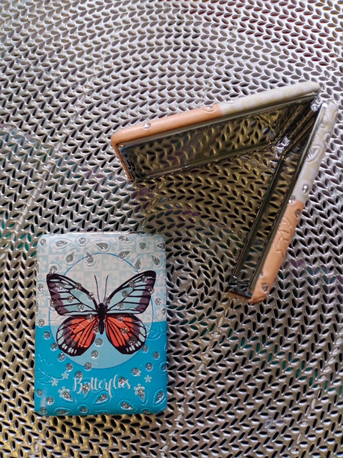 Зеркало карманное /бабочка голубой