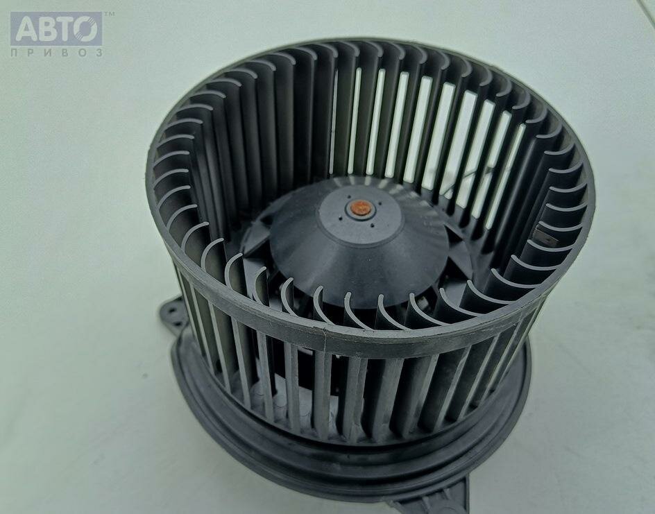 Двигатель отопителя (моторчик печки) Ford Mondeo 3 (2000-2007)