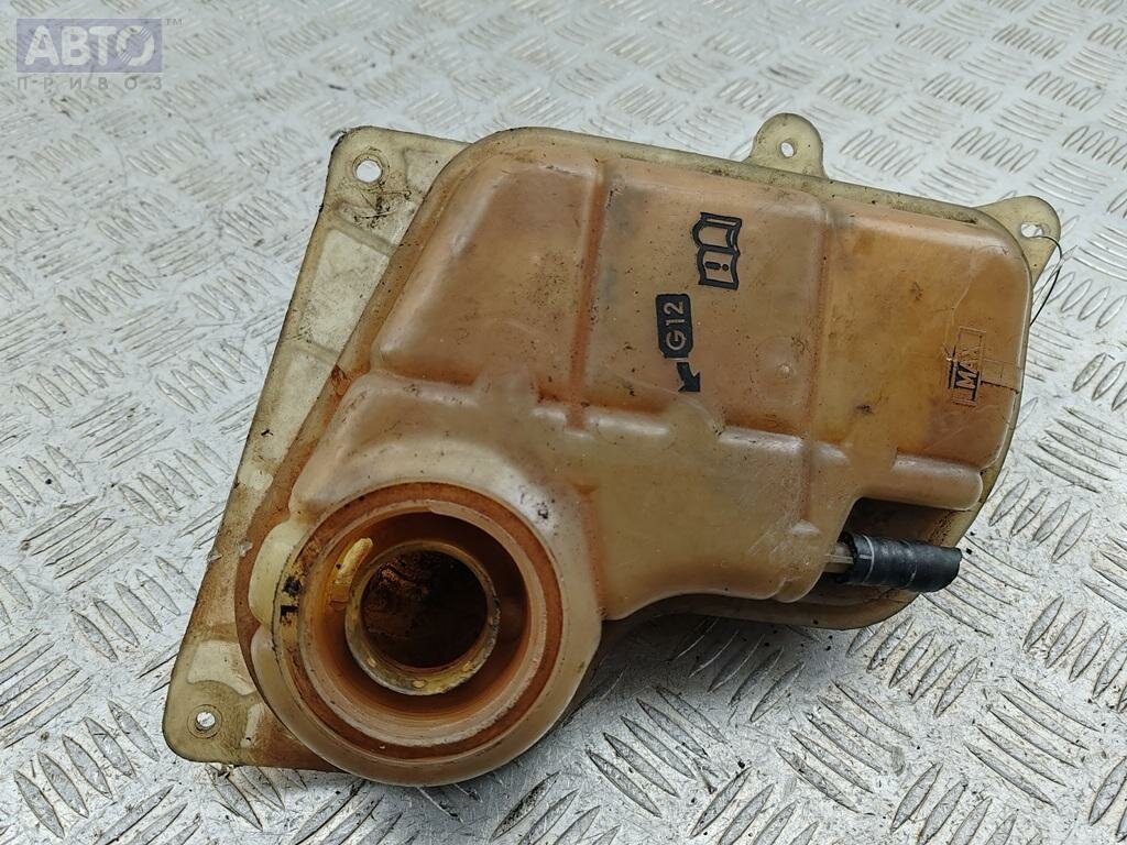 Бачок расширительный Volkswagen Passat B5