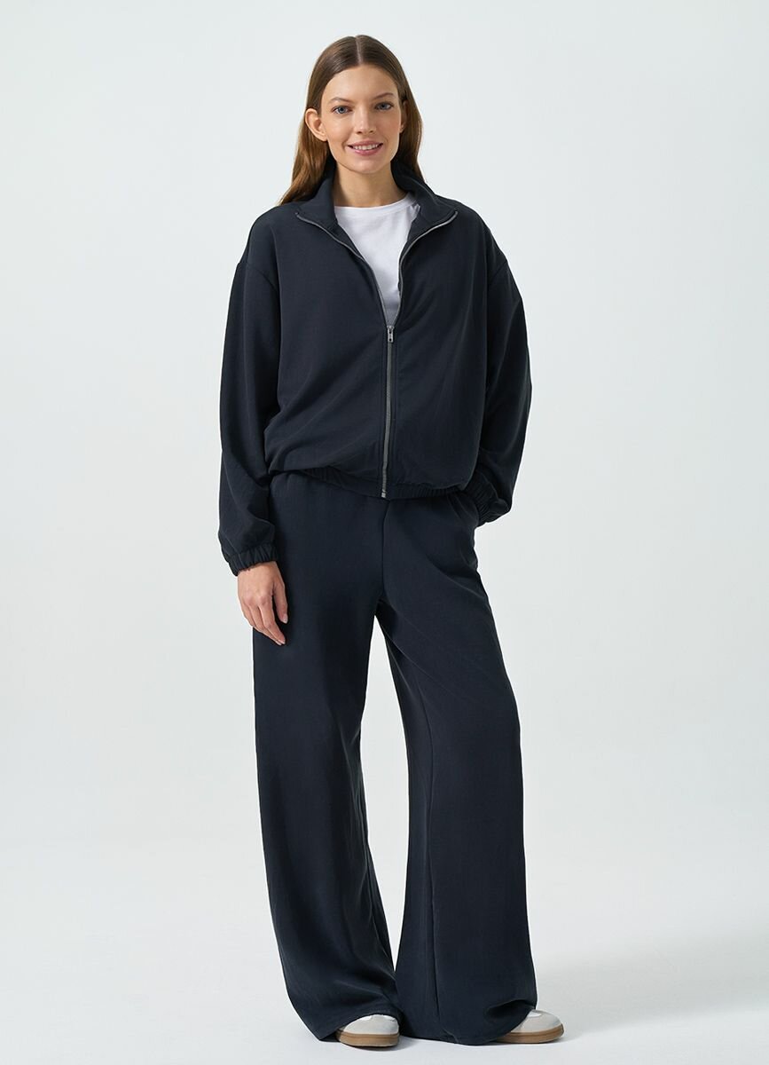 Брюки спортивные