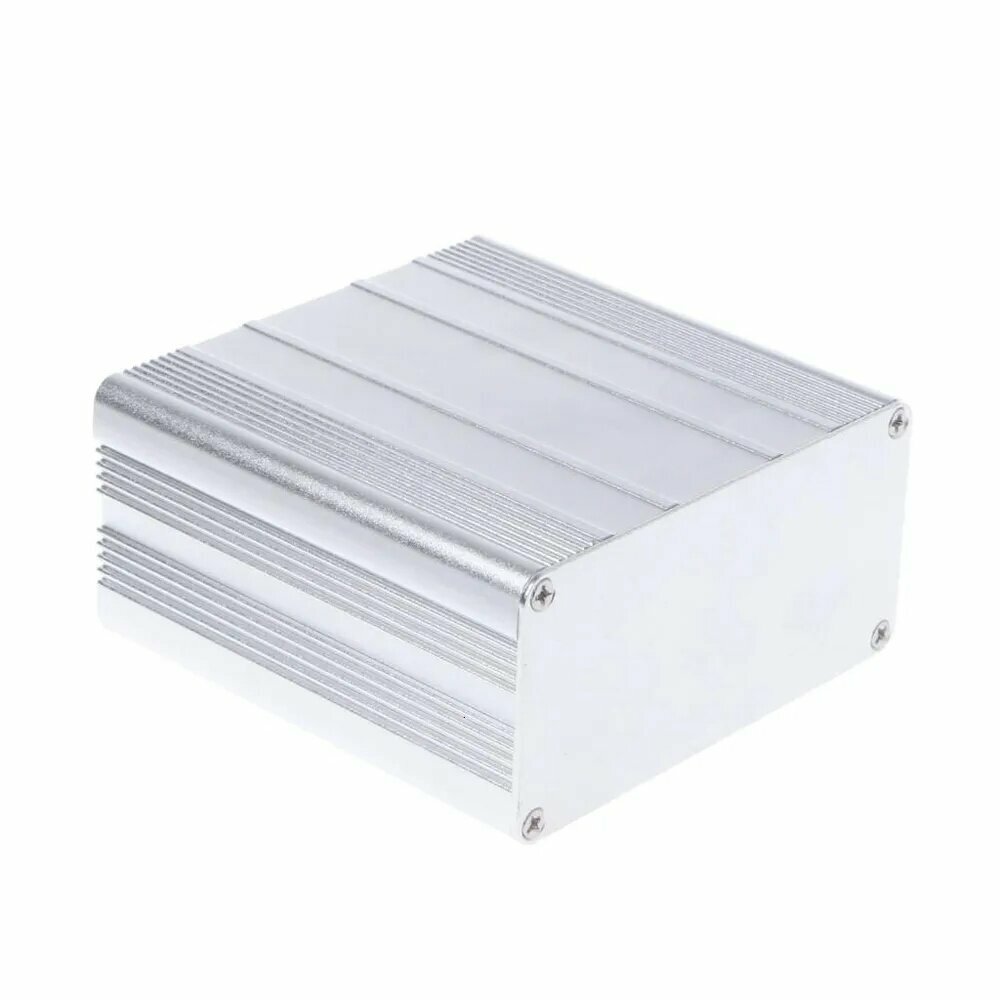 Алюминиевая коробка размером 100x100x50 мм