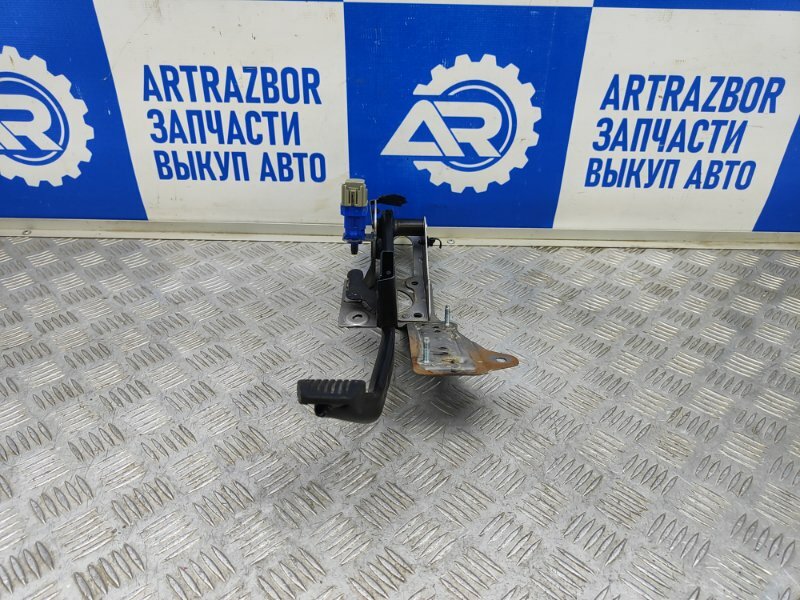 Б/У Педаль тормоза Ford Focus 3 / Форд Фокус 3 1.6 PNDA 125 Л.С. хэтчбек 2011